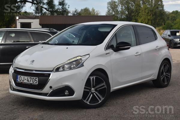 Balts Peugeot 208 2015 Kuldīga, ar dzinēja tilpumu 1.60 L un nobraukumu 0 tūkst. km par 6990 €, foto 1 vietnē AUTOMOTO.COM.LV