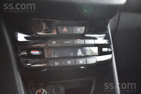 Balts Peugeot 208 2015 Kuldīga, ar dzinēja tilpumu 1.60 L un nobraukumu 0 tūkst. km par 6990 €, foto 9 vietnē AUTOMOTO.COM.LV