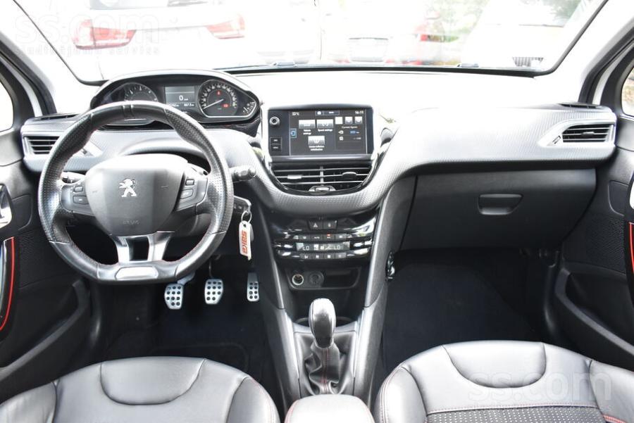 Balts Peugeot 208 2015 Kuldīga, ar dzinēja tilpumu 1.60 L un nobraukumu 0 tūkst. km par 6990 €, foto 19 vietnē AUTOMOTO.COM.LV
