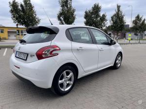 Balts Peugeot 208 2015 Kauņa, ar dzinēja tilpumu 1.20 L un nobraukumu 163 tūkst. km par 4900 €, foto 8 vietnē AUTOMOTO.COM.LV