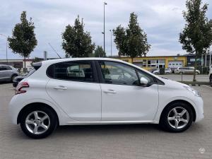 Balts Peugeot 208 2015 Kauņa, ar dzinēja tilpumu 1.20 L un nobraukumu 163 tūkst. km par 4900 €, foto 9 vietnē AUTOMOTO.COM.LV