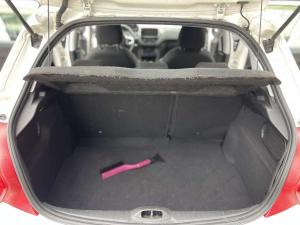Balts Peugeot 208 2015 Kauņa, ar dzinēja tilpumu 1.20 L un nobraukumu 163 tūkst. km par 4900 €, foto 23 vietnē AUTOMOTO.COM.LV
