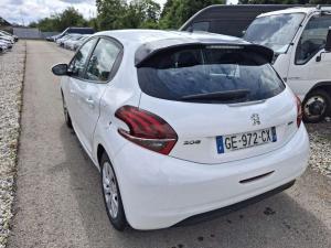 Balts Peugeot 208 2016 Tauragė, ar dzinēja tilpumu 1.20 L un nobraukumu 228 tūkst. km par 3200 €, foto 6 vietnē AUTOMOTO.COM.LV