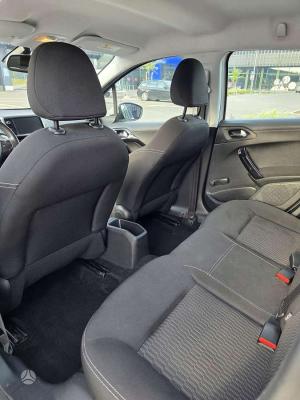 White Peugeot 208 2016 in Vilnius, with an engine capacity of 1.60 L and mileage of 211 thousand km for 2750 €, photo 14 on AUTOMOTO.COM.LV