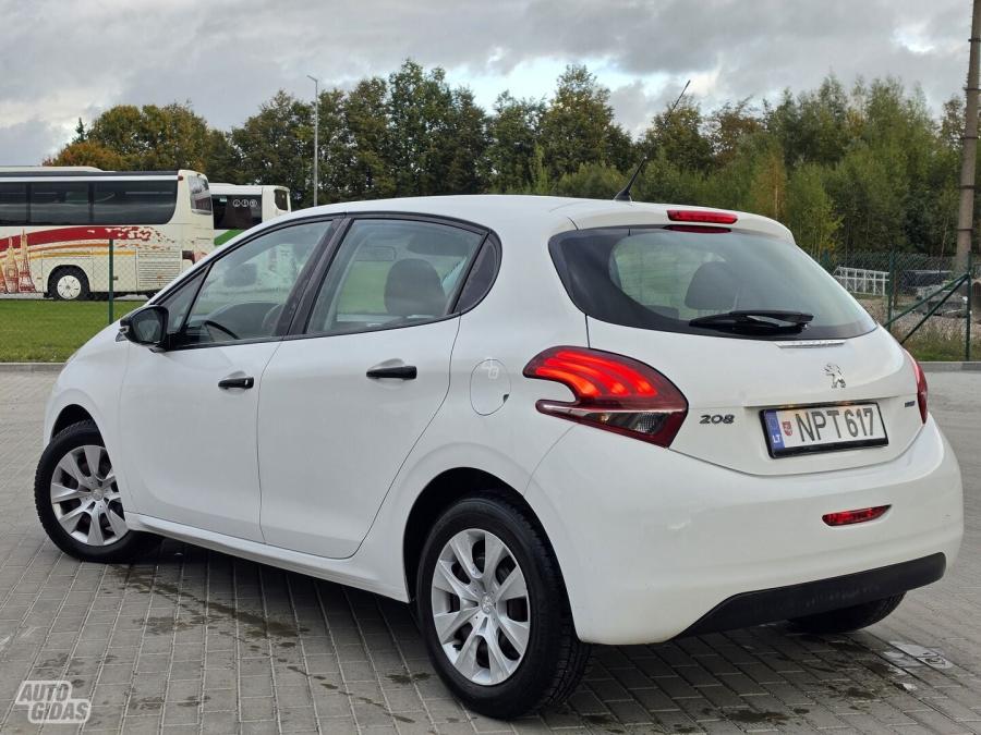 White Peugeot 208 2016 in Silute, with an engine capacity of 1.60 L and mileage of 237 thousand km for 3500 €, photo 9 on AUTOMOTO.COM.LV