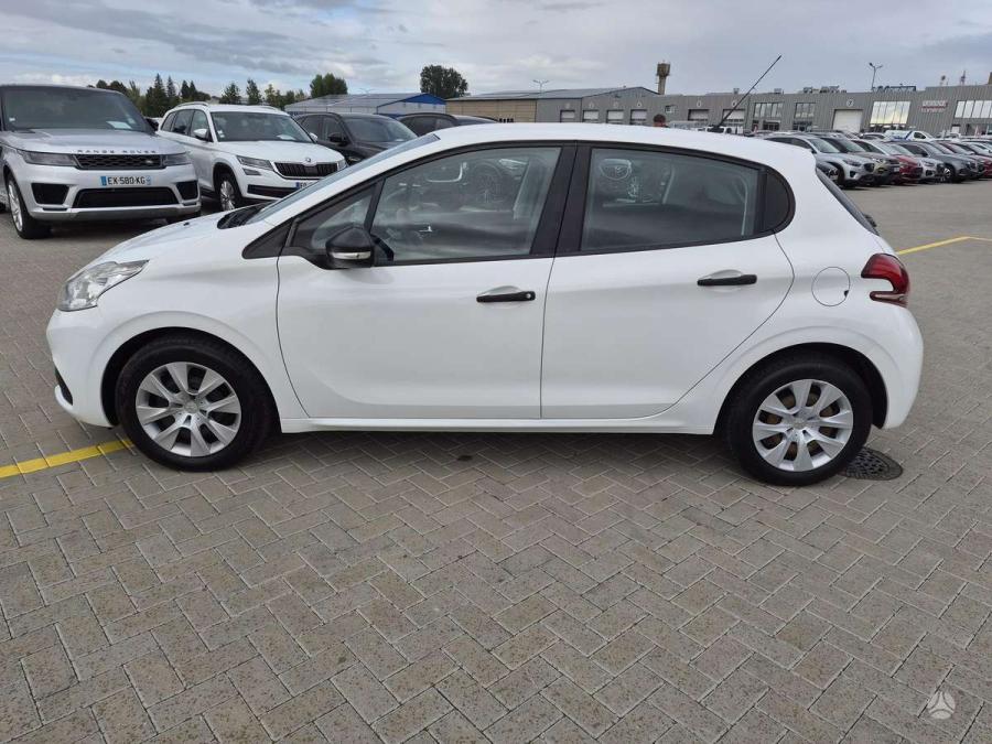 Balts Peugeot 208 2016 Tauragė, ar dzinēja tilpumu 1.56 L un nobraukumu 154 tūkst. km par 3800 €, foto 7 vietnē AUTOMOTO.COM.LV