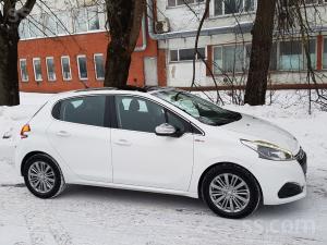 Balts Peugeot 208 2017 Rīga, ar dzinēja tilpumu 1.20 L un nobraukumu 107 tūkst. km par 5150 €, foto  vietnē AUTOMOTO.COM.LV