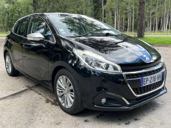 Balts Peugeot 208 2017 Tauragė, ar dzinēja tilpumu 1.20 L un nobraukumu 130 tūkst. km par 4250 €, foto 8 vietnē AUTOMOTO.COM.LV