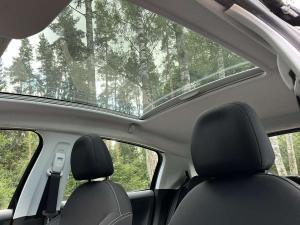 White Peugeot 208 2017 in Taurage, with an engine capacity of 1.20 L and mileage of 130 thousand km for 4250 €, photo 11 on AUTOMOTO.COM.LV