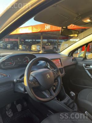 Balts Peugeot 208 2017 Rīga, ar dzinēja tilpumu 1.20 L un nobraukumu 107 tūkst. km par 5850 €, foto 7 vietnē AUTOMOTO.COM.LV