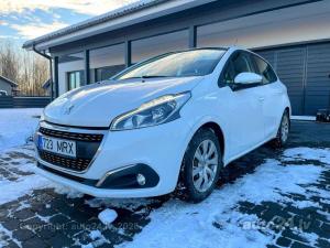 Balts Peugeot 208 2018 Tallina, ar dzinēja tilpumu 1.20 L un nobraukumu 71 tūkst. km par 4999 €, foto 2 vietnē AUTOMOTO.COM.LV