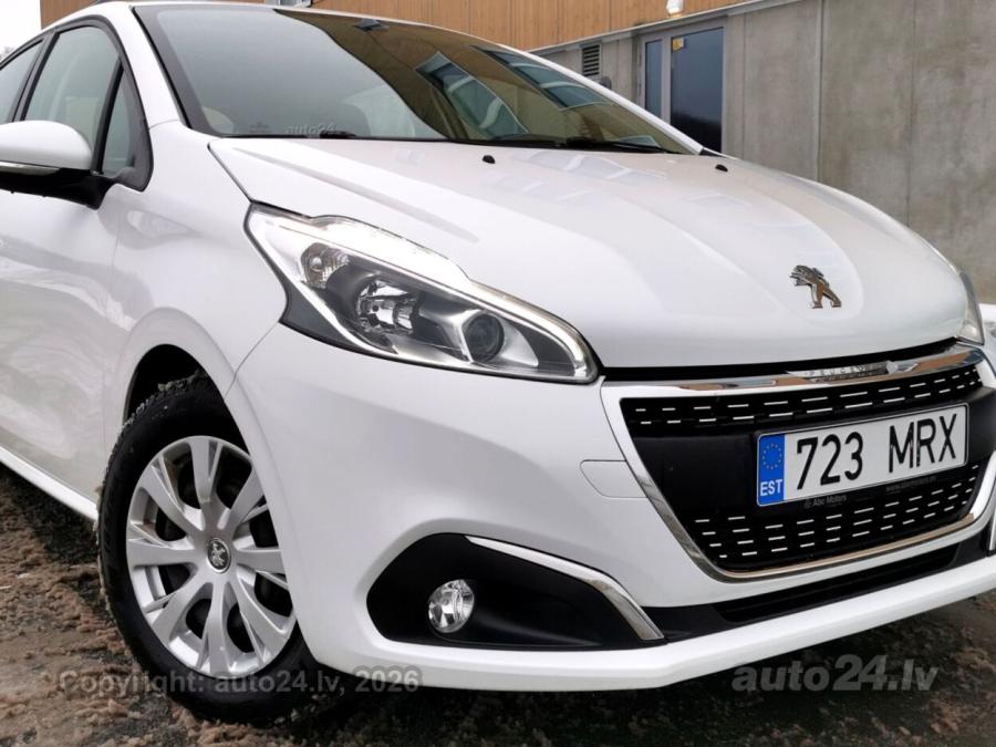Balts Peugeot 208 2018 Tallina, ar dzinēja tilpumu 1.20 L un nobraukumu 72 tūkst. km par 5999 €, foto 7 vietnē AUTOMOTO.COM.LV