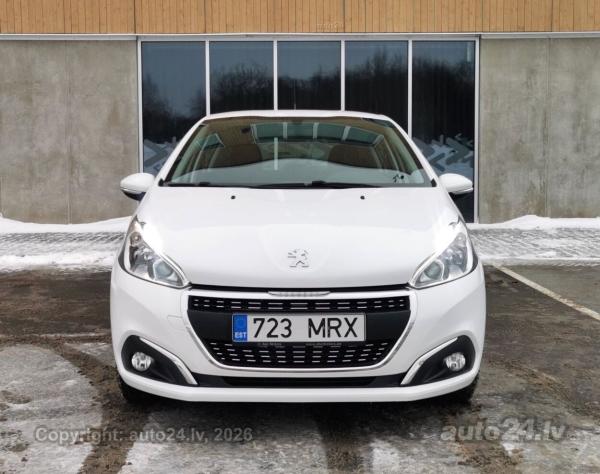 Balts Peugeot 208 2018 Tallina, ar dzinēja tilpumu 1.20 L un nobraukumu 72 tūkst. km par 5999 €, foto 8 vietnē AUTOMOTO.COM.LV