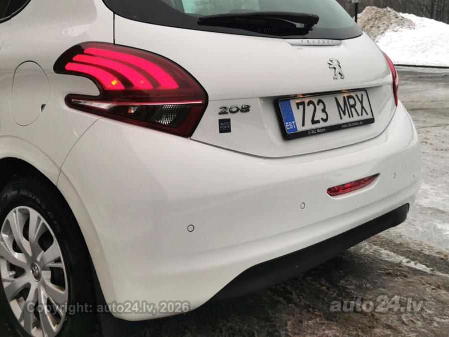 Balts Peugeot 208 2018 Tallina, ar dzinēja tilpumu 1.20 L un nobraukumu 72 tūkst. km par 5999 €, foto 11 vietnē AUTOMOTO.COM.LV