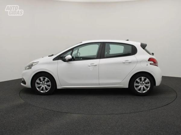 White Peugeot 208 2018 in Vilnius, with an engine capacity of 1.20 L and mileage of 150 thousand km for 5499 €, photo 6 on AUTOMOTO.COM.LV