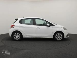 White Peugeot 208 2018 in Vilnius, with an engine capacity of 1.20 L and mileage of 150 thousand km for 5499 €, photo 9 on AUTOMOTO.COM.LV
