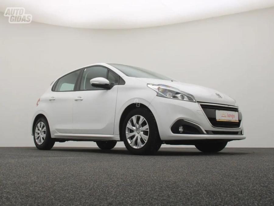 White Peugeot 208 2018 in Vilnius, with an engine capacity of 1.20 L and mileage of 150 thousand km for 5499 €, photo 11 on AUTOMOTO.COM.LV