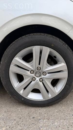 Balts Peugeot 208 2019 Rīga, ar dzinēja tilpumu 1.20 L un nobraukumu 48 tūkst. km par 7900 €, foto 7 vietnē AUTOMOTO.COM.LV