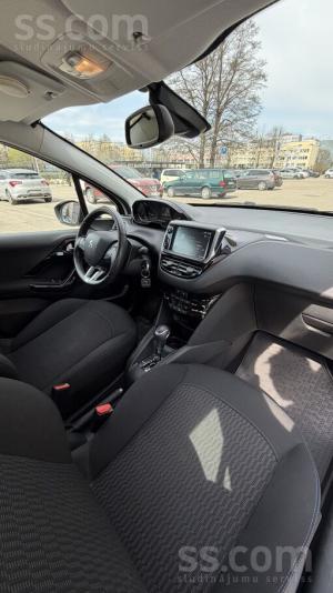 Balts Peugeot 208 2019 Rīga, ar dzinēja tilpumu 1.20 L un nobraukumu 48 tūkst. km par 7900 €, foto 8 vietnē AUTOMOTO.COM.LV