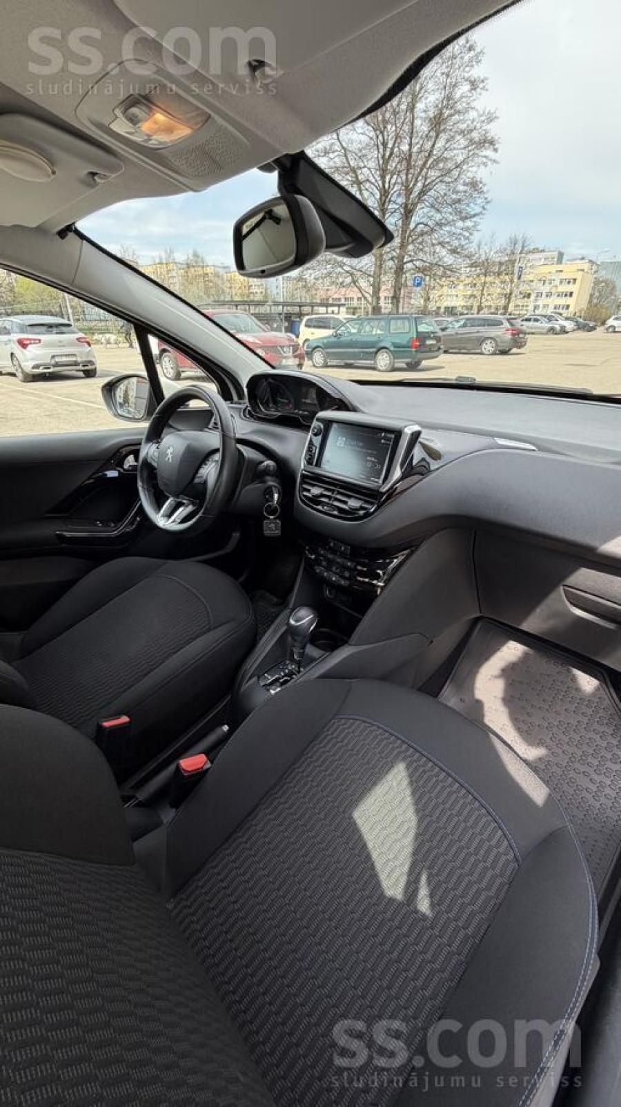 Balts Peugeot 208 2019 Rīga, ar dzinēja tilpumu 1.20 L un nobraukumu 48 tūkst. km par 7900 €, foto 8 vietnē AUTOMOTO.COM.LV