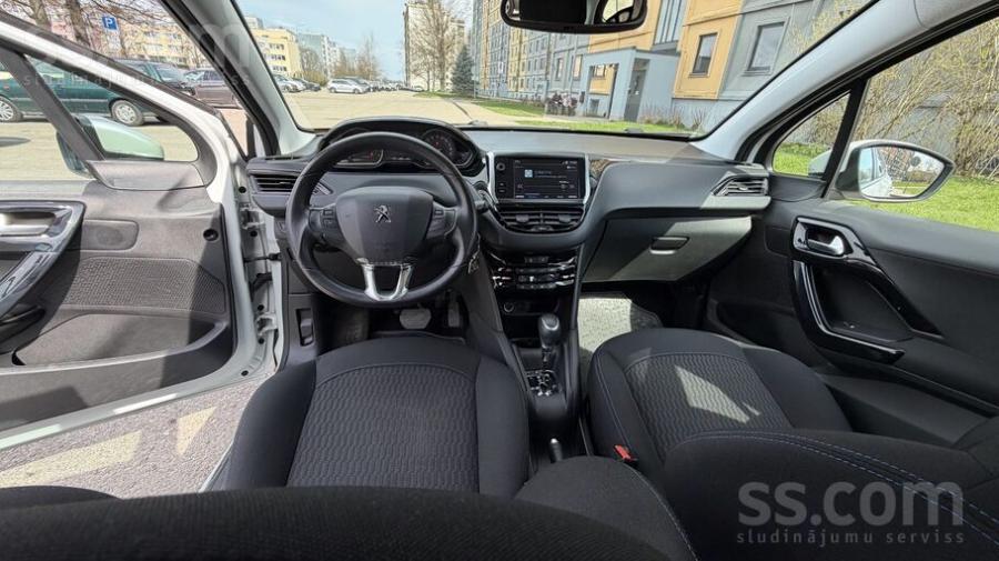Balts Peugeot 208 2019 Rīga, ar dzinēja tilpumu 1.20 L un nobraukumu 48 tūkst. km par 7900 €, foto 12 vietnē AUTOMOTO.COM.LV