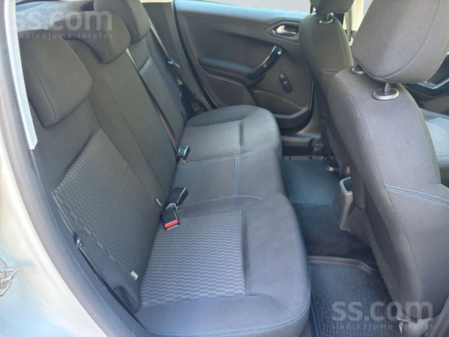 Balts Peugeot 208 2019 Rīga, ar dzinēja tilpumu 1.20 L un nobraukumu 48 tūkst. km par 8410 €, foto 14 vietnē AUTOMOTO.COM.LV