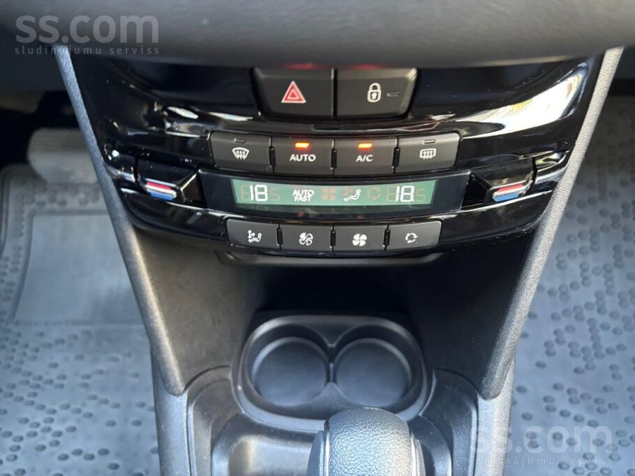 Balts Peugeot 208 2019 Rīga, ar dzinēja tilpumu 1.20 L un nobraukumu 48 tūkst. km par 8410 €, foto 17 vietnē AUTOMOTO.COM.LV