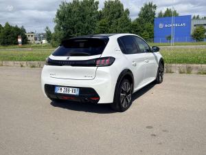 Balts Peugeot 208 2019 Panevēža, ar dzinēja tilpumu 1.50 L un nobraukumu 281 tūkst. km par 6990 €, foto 13 vietnē AUTOMOTO.COM.LV