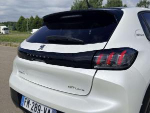 Balts Peugeot 208 2019 Panevēža, ar dzinēja tilpumu 1.50 L un nobraukumu 281 tūkst. km par 6990 €, foto 15 vietnē AUTOMOTO.COM.LV