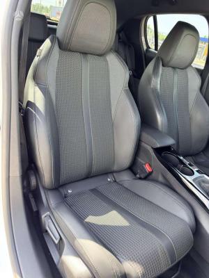 Balts Peugeot 208 2019 Panevēža, ar dzinēja tilpumu 1.50 L un nobraukumu 281 tūkst. km par 6990 €, foto 22 vietnē AUTOMOTO.COM.LV