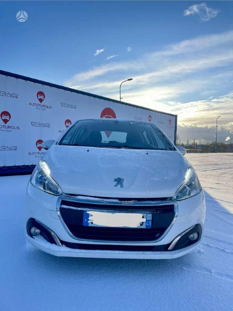 Balts Peugeot 208 2020 Tauragė, ar dzinēja tilpumu 1.50 L un nobraukumu 195 tūkst. km par 4600 €, foto 1 vietnē AUTOMOTO.COM.LV