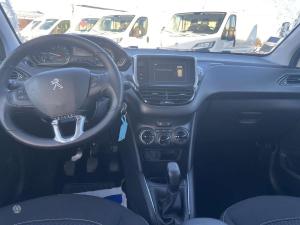 Balts Peugeot 208 2020 Tauragė, ar dzinēja tilpumu 1.50 L un nobraukumu 195 tūkst. km par 4600 €, foto 6 vietnē AUTOMOTO.COM.LV