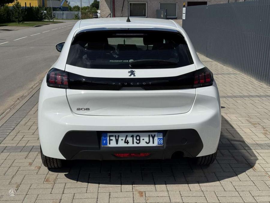 Balts Peugeot 208 2020 Tauragė, ar dzinēja tilpumu 1.50 L un nobraukumu 234 tūkst. km par 5950 €, foto 5 vietnē AUTOMOTO.COM.LV