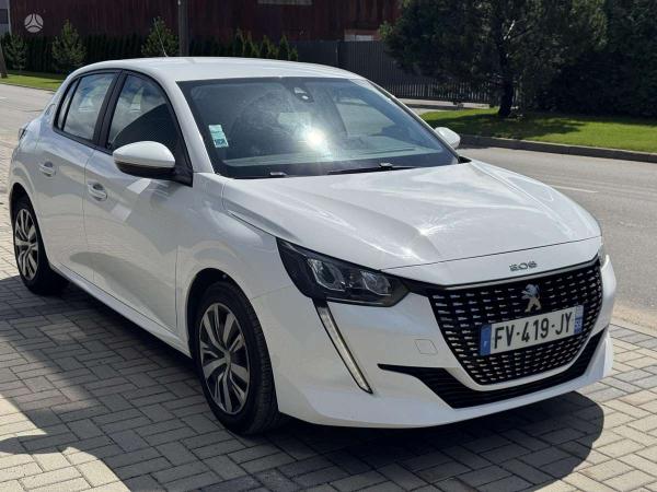 White Peugeot 208 2020 in Taurage, with an engine capacity of 1.50 L and mileage of 234 thousand km for 5950 €, photo 6 on AUTOMOTO.COM.LV