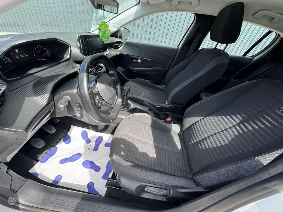 Balts Peugeot 208 2020 Tauragė, ar dzinēja tilpumu 1.50 L un nobraukumu 234 tūkst. km par 5950 €, foto 13 vietnē AUTOMOTO.COM.LV