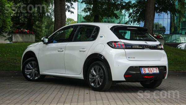 Balts Peugeot 208 2020 Rīga, ar dzinēja tilpumu 1.40 L un nobraukumu 86 tūkst. km par 15950 €, foto 7 vietnē AUTOMOTO.COM.LV