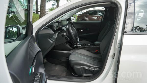 Balts Peugeot 208 2020 Rīga, ar dzinēja tilpumu 1.40 L un nobraukumu 86 tūkst. km par 15950 €, foto 9 vietnē AUTOMOTO.COM.LV