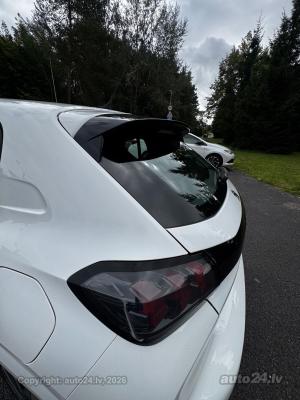 White Peugeot 208 2020 in Riga, with an engine capacity of 1.50 L and mileage of 230 thousand km for 7300 €, photo 10 on AUTOMOTO.COM.LV