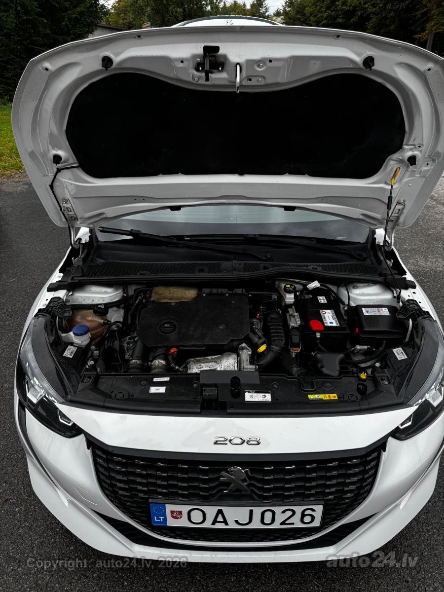 White Peugeot 208 2020 in Riga, with an engine capacity of 1.50 L and mileage of 230 thousand km for 7300 €, photo 13 on AUTOMOTO.COM.LV