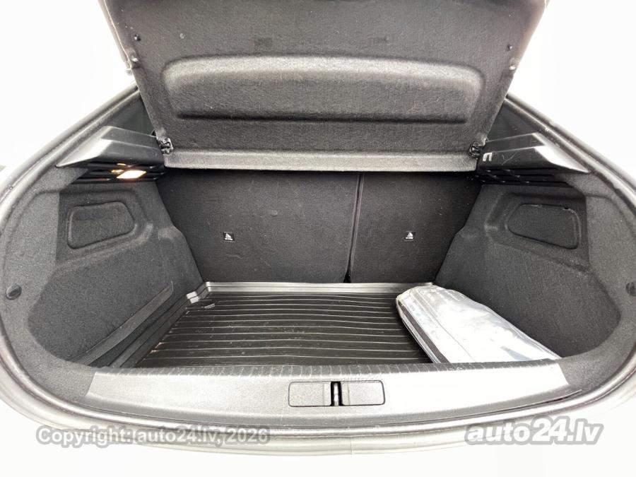 White Peugeot 208 2020 in Riga, with an engine capacity of 1.50 L and mileage of 230 thousand km for 7300 €, photo 18 on AUTOMOTO.COM.LV