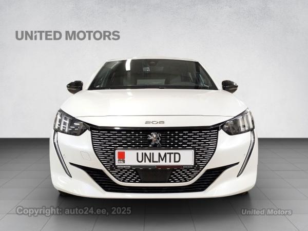 White Peugeot 208 2021 in Tallinn, with an engine capacity of 0.00 L and mileage of 96 thousand km for 13990 €, photo 11 on AUTOMOTO.COM.LV