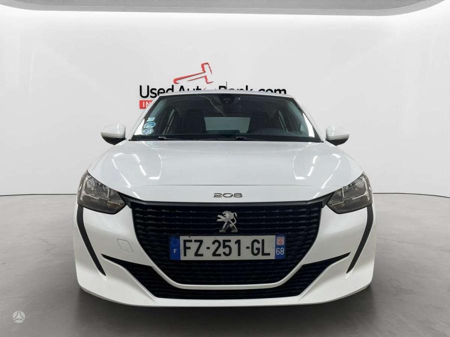 Balts Peugeot 208 2021 Marijampole, ar dzinēja tilpumu 1.20 L un nobraukumu 97 tūkst. km par 7200 €, foto 2 vietnē AUTOMOTO.COM.LV