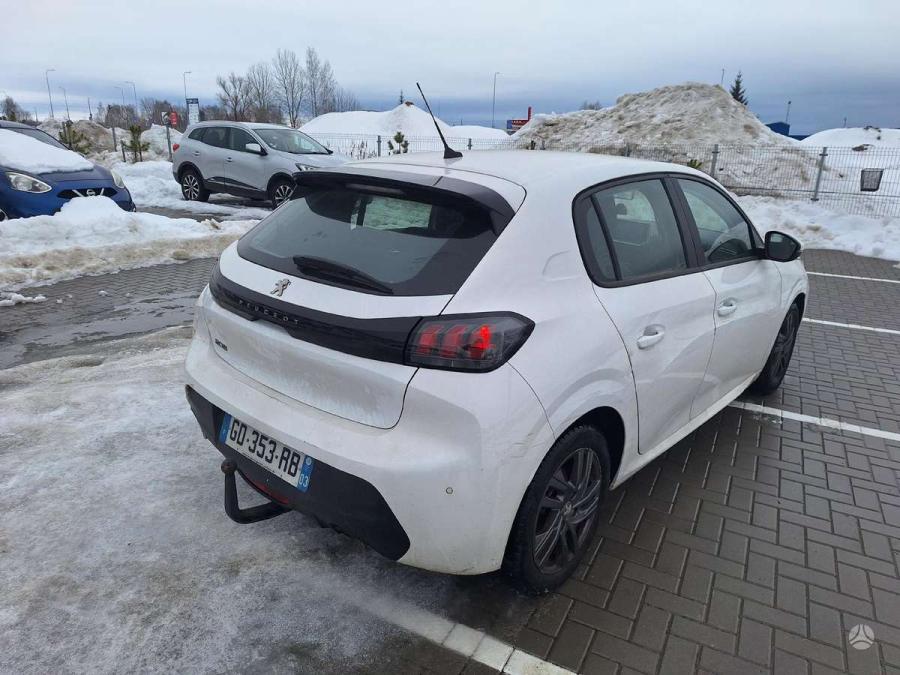 Balts Peugeot 208 2021 Tauragė, ar dzinēja tilpumu 1.50 L un nobraukumu 170 tūkst. km par 5600 €, foto 5 vietnē AUTOMOTO.COM.LV