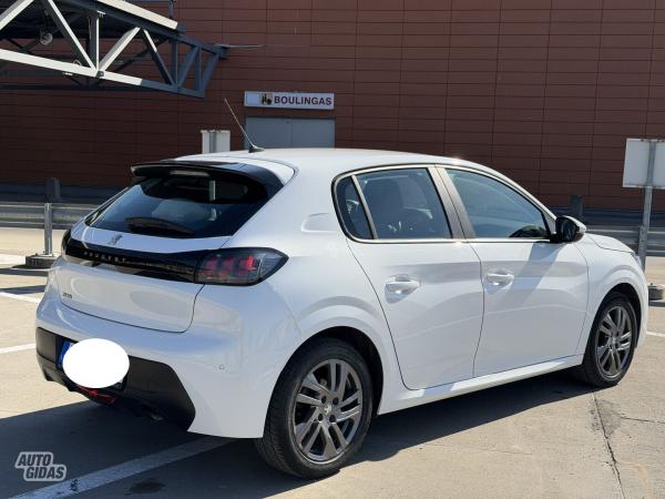 Balts Peugeot 208 2021 Šauļi, ar dzinēja tilpumu 1.20 L un nobraukumu 76 tūkst. km par 12500 €, foto 9 vietnē AUTOMOTO.COM.LV