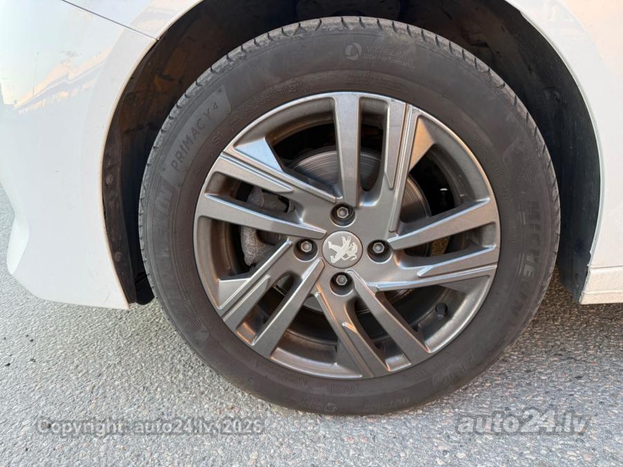 Balts Peugeot 208 2021 Tallina, ar dzinēja tilpumu 1.20 L un nobraukumu 42 tūkst. km par 9999 €, foto 9 vietnē AUTOMOTO.COM.LV