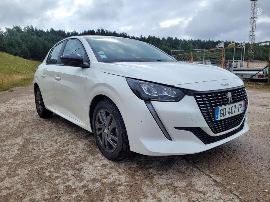 White Peugeot 208 2021 in Vilnius, with an engine capacity of 1.50 L and mileage of 173 thousand km for 8469 €, photo 12 on AUTOMOTO.COM.LV