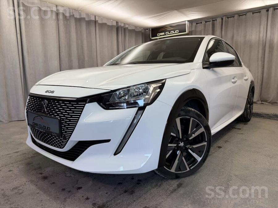 Balts Peugeot 208 2021 Rīga, ar dzinēja tilpumu 1.20 L un nobraukumu 39 tūkst. km par 13490 €, foto 1 vietnē AUTOMOTO.COM.LV