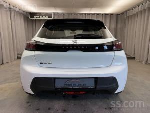 Balts Peugeot 208 2021 Rīga, ar dzinēja tilpumu 1.20 L un nobraukumu 39 tūkst. km par 13490 €, foto 5 vietnē AUTOMOTO.COM.LV