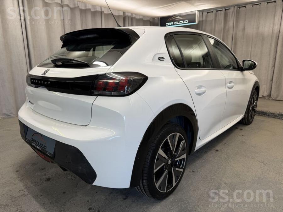 Balts Peugeot 208 2021 Rīga, ar dzinēja tilpumu 1.20 L un nobraukumu 39 tūkst. km par 13490 €, foto 7 vietnē AUTOMOTO.COM.LV