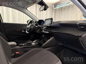 Balts Peugeot 208 2021 Rīga, ar dzinēja tilpumu 1.20 L un nobraukumu 39 tūkst. km par 13490 €, foto 11 vietnē AUTOMOTO.COM.LV